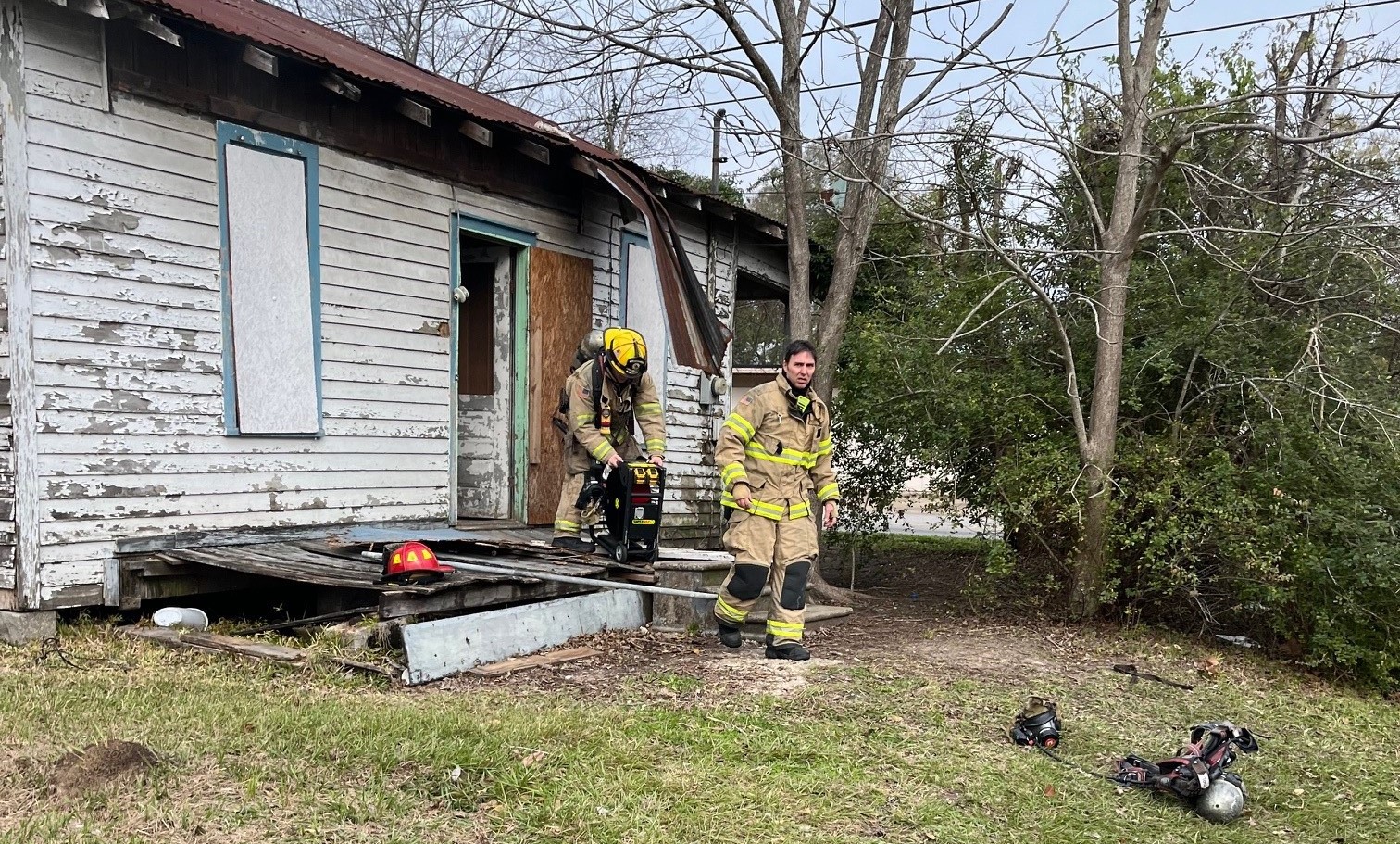 Vacant house fire at 1101 Cameron Street | Broussard & Youngsville LA ...