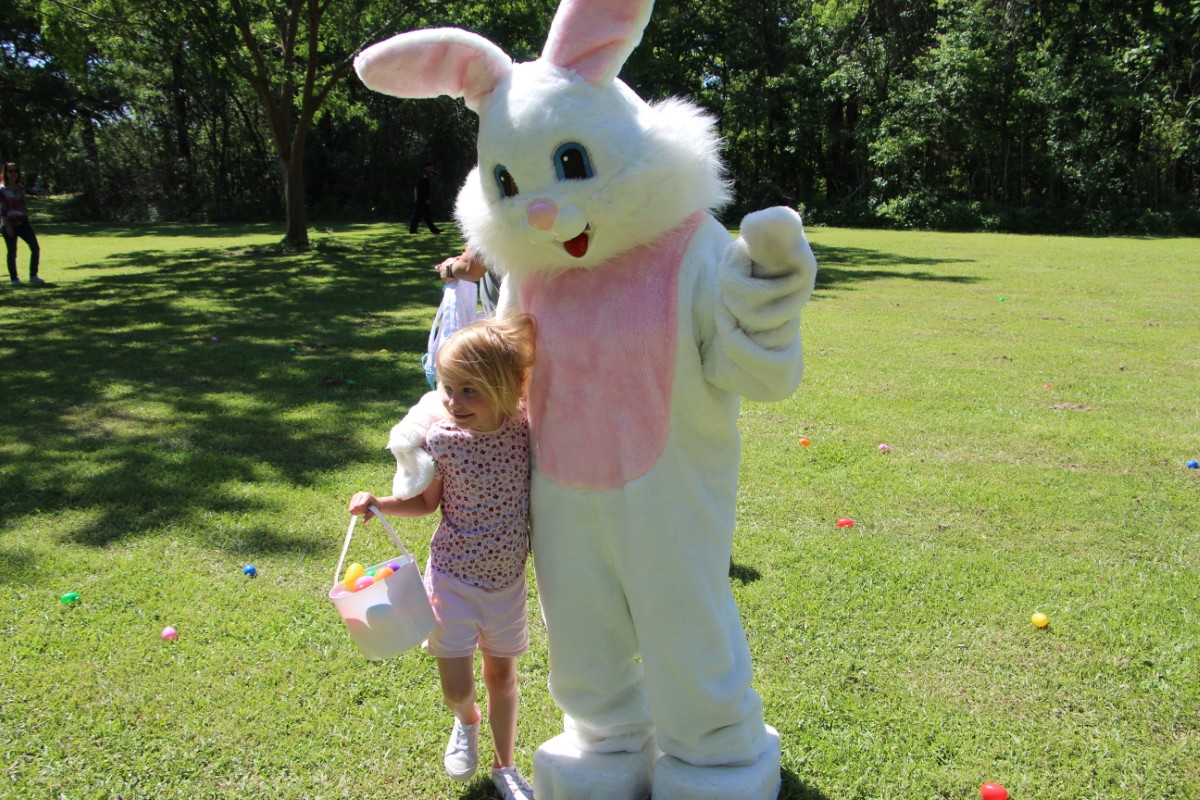 Easter Bunny Arrives Early in Broussard Photos | Broussard & Youngsville LA Area News | BY Local ...