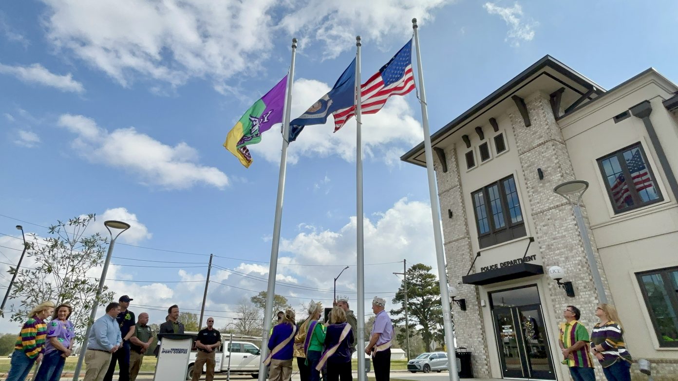 Youngsville Mardi Gras Flag Raising Ceremony | Broussard & Youngsville ...